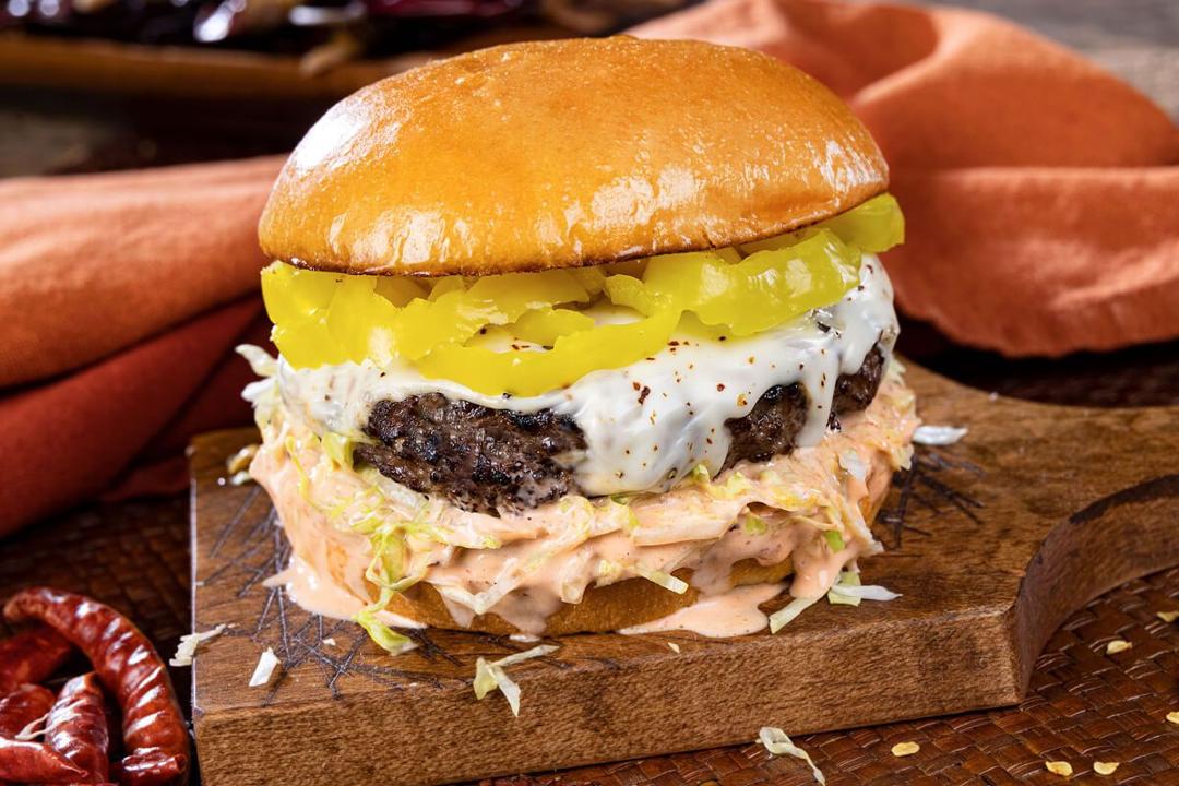 Prime Burger with Hot Pepper and Smoked Gouda