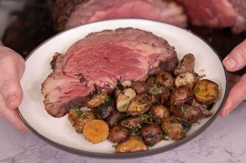 Classic recipes and cooking tips for prime rib